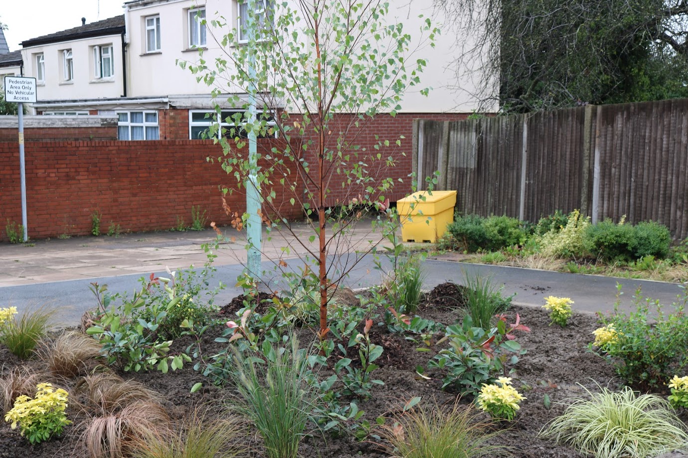 Making Boundary Way greener! | Watford Community Housing